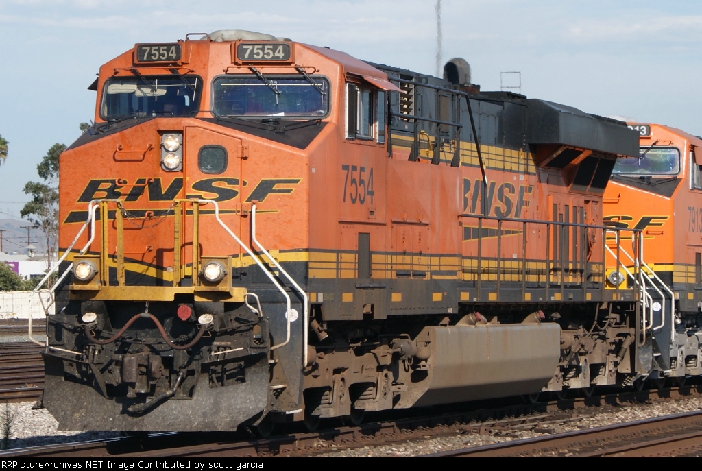 BNSF 7554